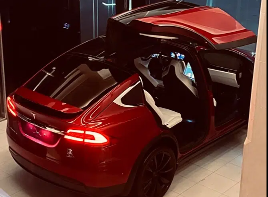اوروبي Tesla x D100